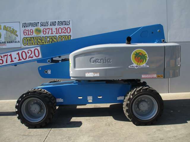 GENIE S-85 DIESEL BOOMLIFT