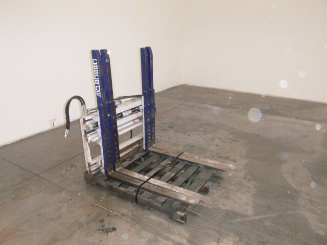 CASCADE 25G-FDS-B221R3 SINGLE DOUBLE FORKLIFT ATTACHMENT