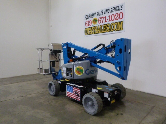 GENIE Z-33/18 ARTICULATED ELECTRIC BOOM LIFT