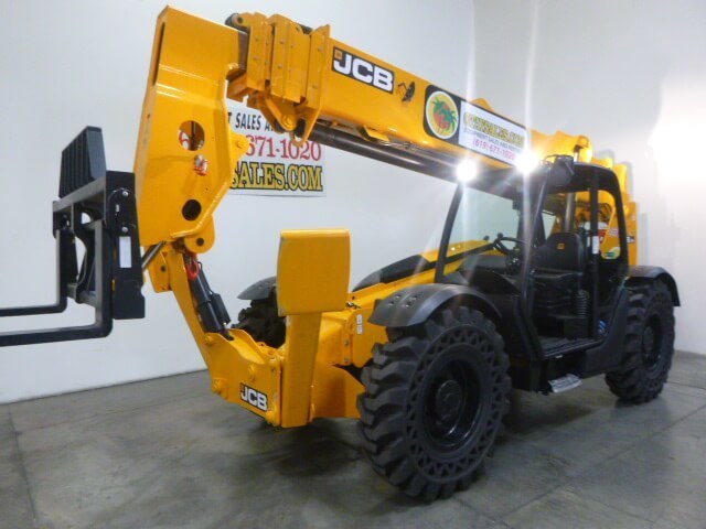 JCB 512-56 12000LB TELEHANDLER FORKLIFT
