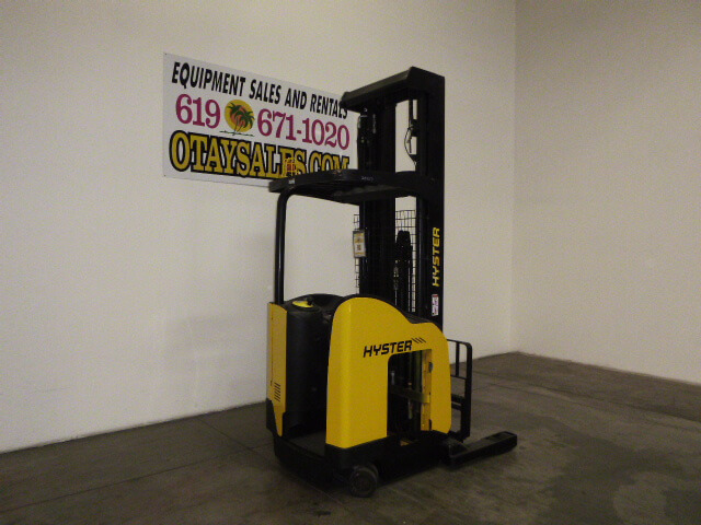 HYSTER 4,500LB N45ZR-18.5 REACH FORKLIFT