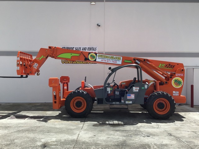 XTREME 12000LB XR1255 TELEHANDLER FORKLIFT